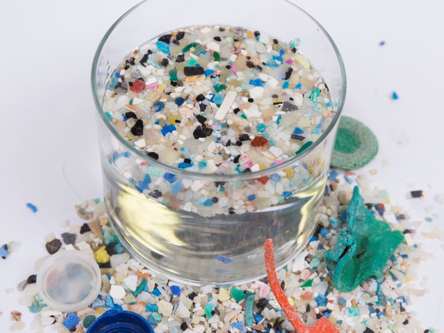 MICROPLASTICS RESTRICTION USE IN COSMETICS IN THE EU - Cosmeting Ban
